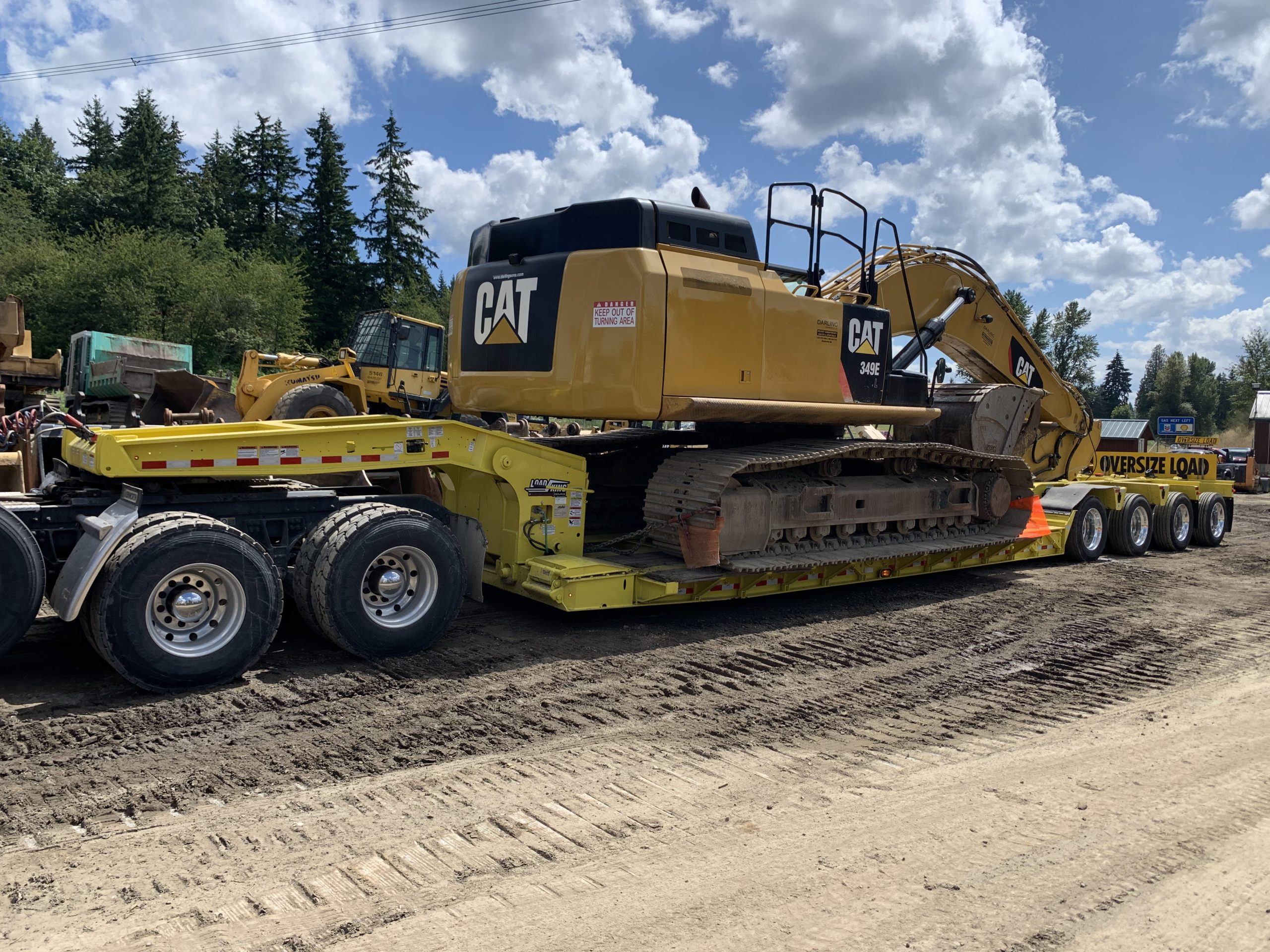 GALLERY - NEW 2021 LOAD KING SIGNATURE SERIES 60-TON LOWBOY - Darling ...