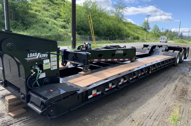 NEW LOAD KING SIGNATURE SERIES 60-TON LOWBOY – Darling Sons Intl