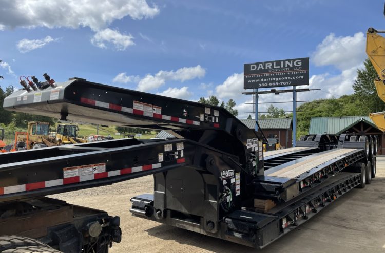 NEW LOAD KING SIGNATURE SERIES 60-TON LOWBOY - Darling Sons Intl