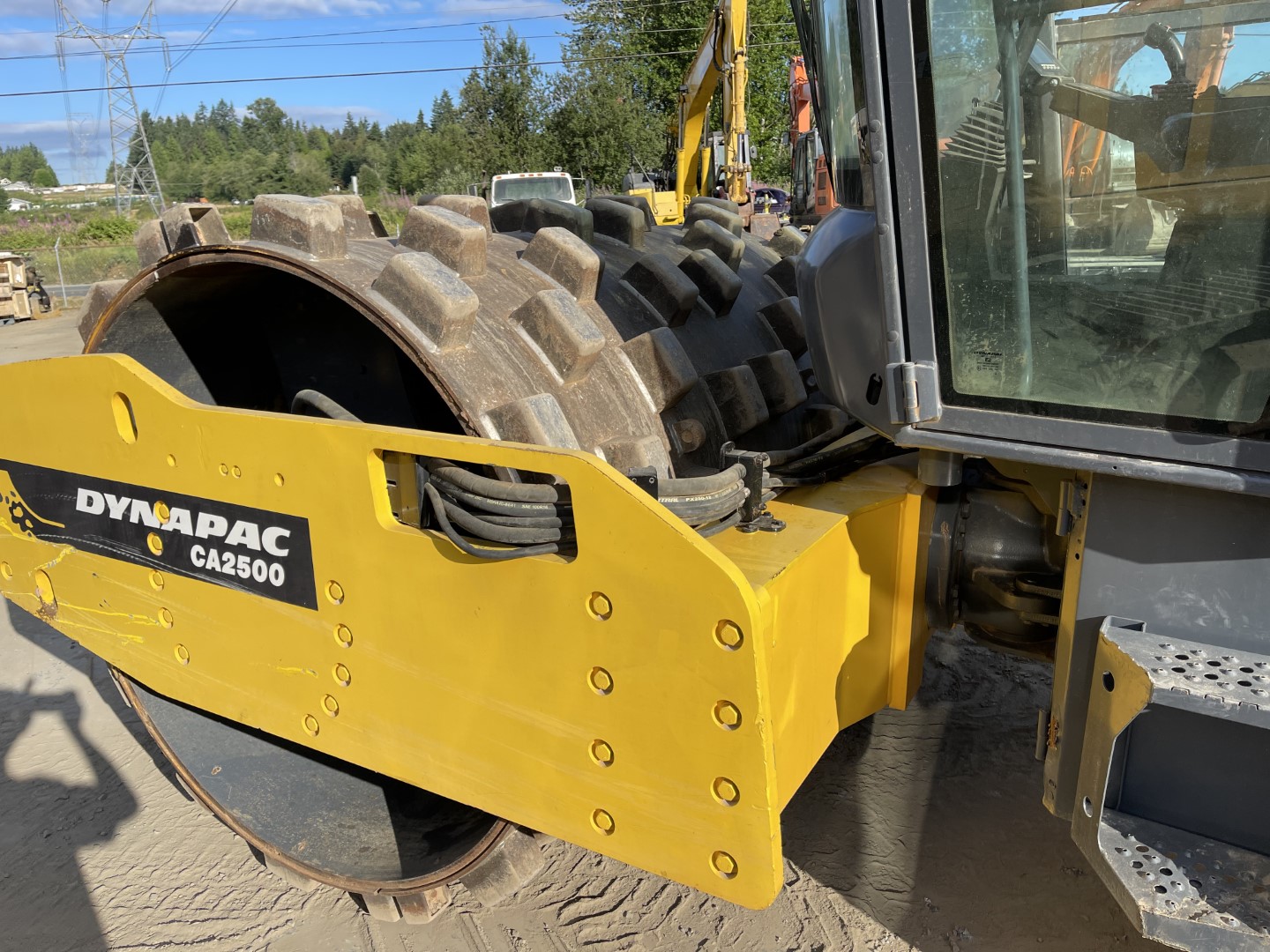 2015 DYNAPAC CA2500D - Darling Sons Intl
