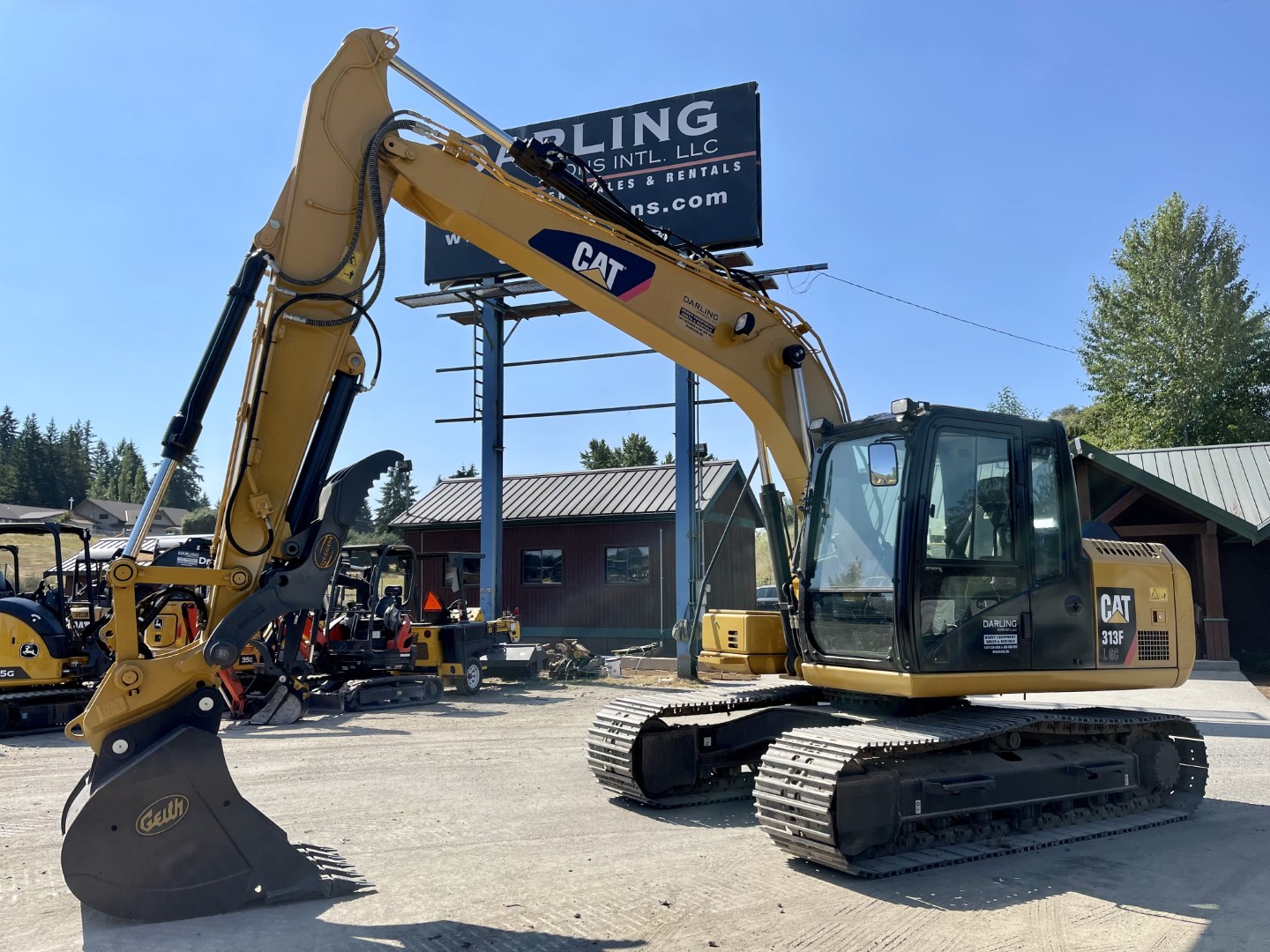 2019 CAT 313FL GC - Darling Sons Intl