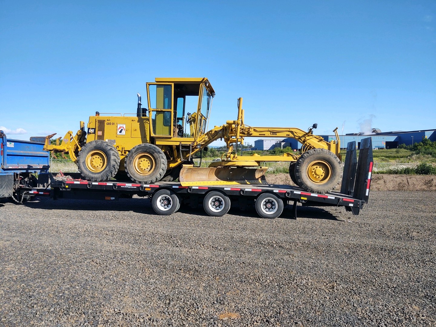 NEW GINCOR D300 TILT/RAMP TRAILER - Darling Sons Intl