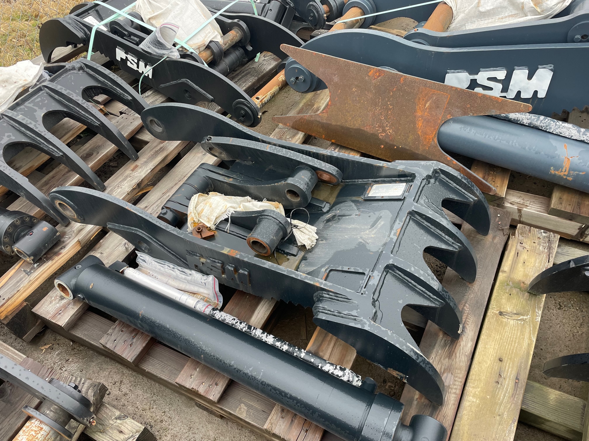 PC138/120 PSM PRO LINK THUMB - Darling Sons Intl